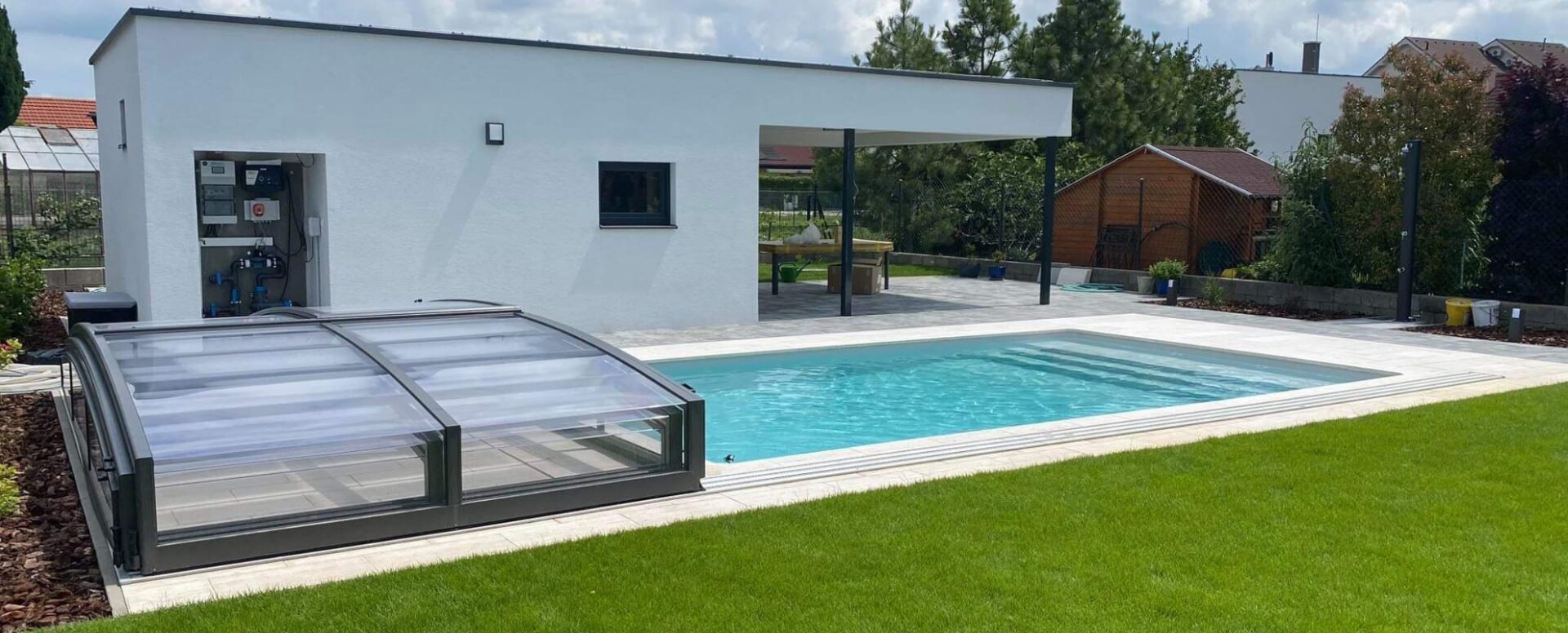 Bazénové schodiště pro dokonalou relaxaci a komfort - Magiline bazény